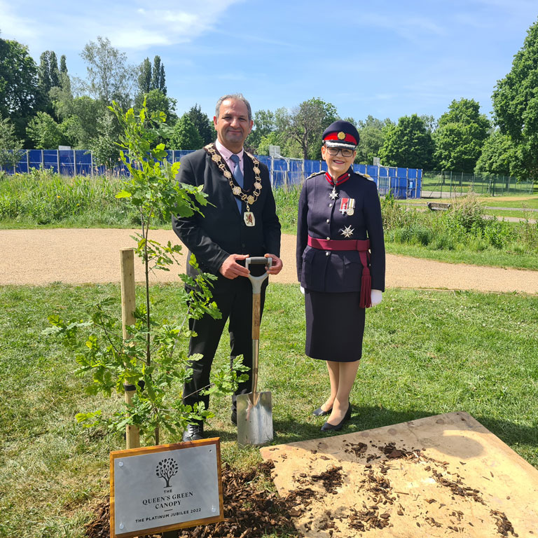 Town Park kicks off the Queen’s Green Canopy project | Enfield Council